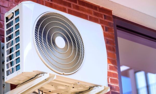 ᐈ Por qué un mini split sin ductos es perfecto para su condominio【 2025